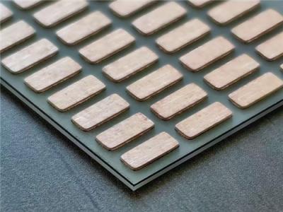 China 6 laag AlN-substraat keramisch PCB 1,5 mm dik voor probleemloze signaaloverdracht met onderdompeling van goud Prototypes beschikbaar. Te koop