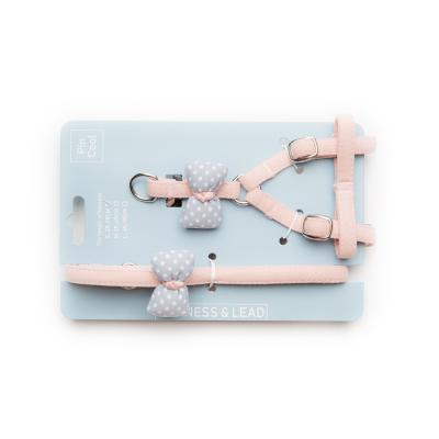 Cina L'animale domestico fornisce il cotone sveglio Cat Dog Harness Leash Set della trazione della cinghia del petto dell'animale domestico di Dots Cat Harness Bow Tie Adjustable indietro in vendita