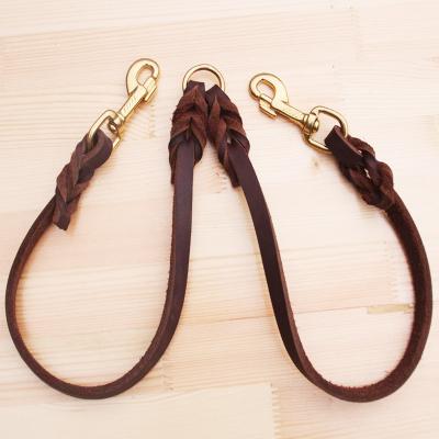 中国 ペット牛革つばの鎖の馬具セットの牽引ロープ 二重終えられた犬の鉛50CM 販売のため