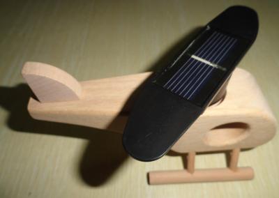 China Aviones solares (productos de madera) de la madera solar de los aviones de los productos de energía solar de KIN.NET.CN en venta