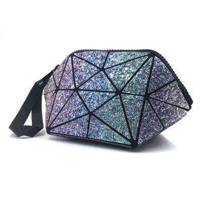 Cina Borsa sveglia di trucco di viaggio del sacchetto cosmetico pieghevole geometrico piccola con la chiusura lampo in vendita