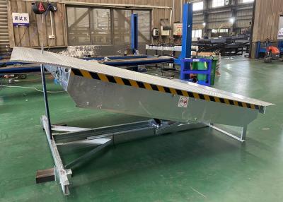 중국 8T 2000×2500mm 힌지 Lip 고온 침지는 수력 독 레벨러를 활성화했습니다 판매용