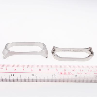 Cina Rivestimento anodizzato d'argento di titanio di acciaio inossidabile dello stampaggio ad iniezione del metallo in vendita