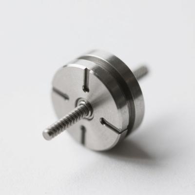 중국 고 정밀 시계 운동 샤프트 CNC 회전 부분 ±0.01mm 허용 판매용