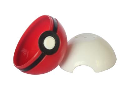Cina Piccole capsule di plastica rosse/bianche del giocattolo per approvazione a 1,5 pollici EN71 del distributore automatico in vendita