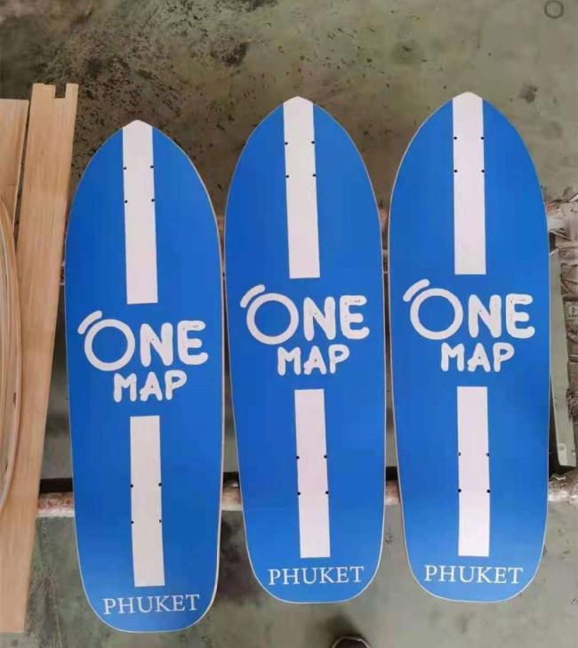 2023 High Quality Maple Mixed Fiberglass Surfboard Custom Land Surf Skateboard