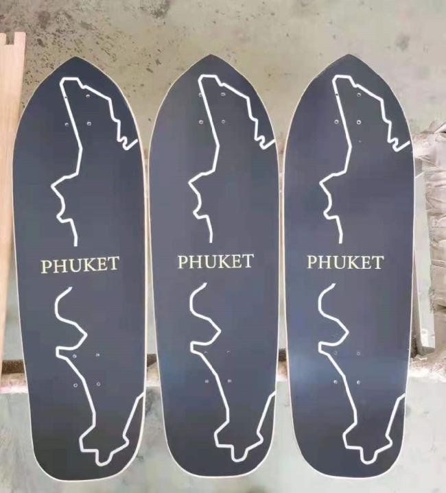 2023 High Quality Maple Mixed Fiberglass Surfboard Custom Land Surf Skateboard