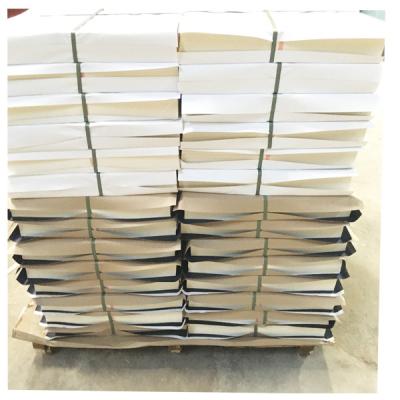 Chine Carton revêtu en duplex à haute résistance au pliage CD≥5 TD≥8 Temps d'impression et de conditionnement à vendre