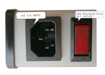 Cina Striscia di potere degli sbocchi del protettore di sovraccarico di IEC 8Way 15a della lista dell'UL C-UL, unità di distribuzione di energia della PDU della lega di alluminio in vendita