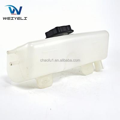 Cina Serbatoio di espansione liquido refrigerante Kubota V2203 4700386893 per rulli Dynapac in vendita