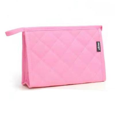 Cina Borsa di Diamond Stitch Pattern Zipper Cosmetic per il viaggio 19cm×12cm×6cm in vendita