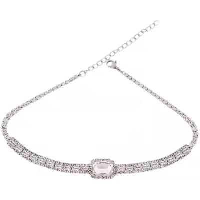 Cina Alloy Material Pearl And Rhinestone Necklace With Shiny Crystal Diamond in vendita