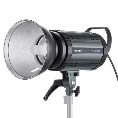 Cina Flash professionale Light-300W 5600K dello stroboscopio di Monolight dello studio di Neewer S300N con la modellistica della lampada, lega di alluminio Speedlite in vendita