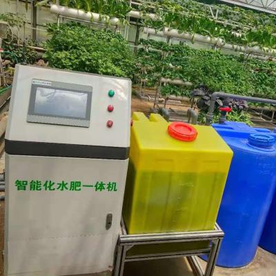 中国 オート機能のための温室の潅漑機械 販売のため