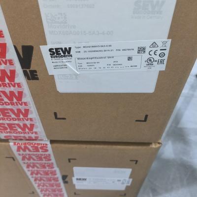 Cina SEW MDX61B0015-5A3-4-00 Inverter Servo Vettoriale 1.5 KW 3 Fasi 380V-500V 3.8 A in vendita