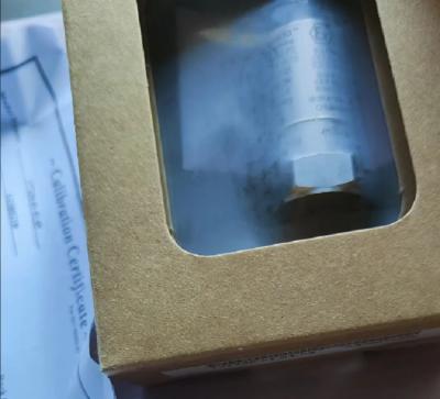 China Bently Nevada 330425-01-00 Industrial Accelerometer 1/4-28 UNF Integral Stud Acceleration Transducer for sale
