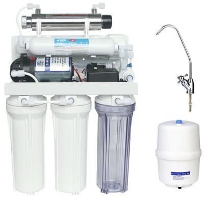 China Sistema portátil da filtragem da água da osmose reversa com esterilizador do ultravioleta 6W à venda