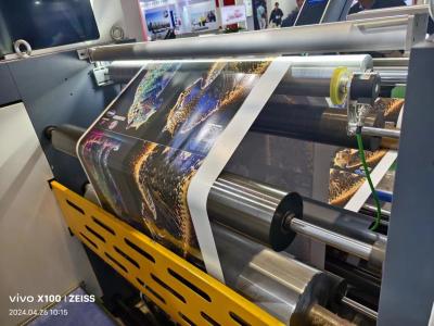 中国 自動磁気粉末ブレーキ制御装置付きのスリーブ型フレックス印刷機 販売のため