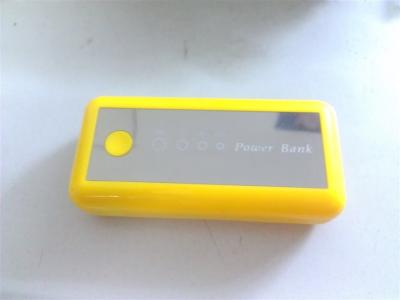 Cina La mini Banca ossidata tassa veloce 4400mah di potere di colore con Shell di alluminio in vendita