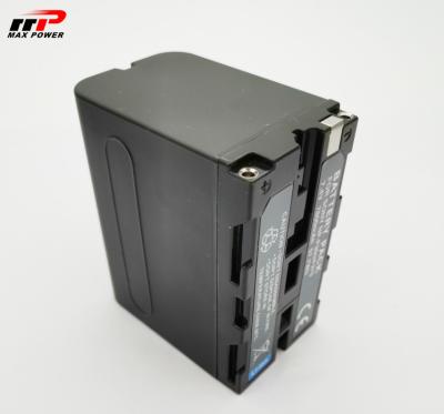 중국 NP F970 NP-F960 디지털 방식으로 영상 6600mAh 재충전용 Li 이온 건전지 팩 판매용