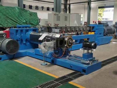 Chine Machine de processus en caoutchouc de réutilisation en plastique d'équipement de 160KW 110L à vendre