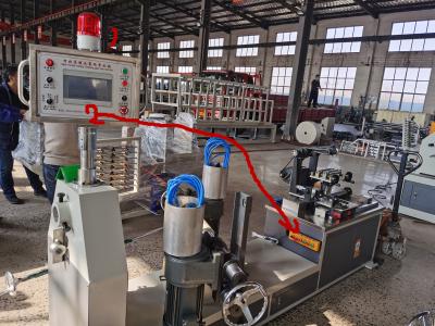Cina CNC di iso 9001 7 pieghe del centro di carta che fa macchina in vendita