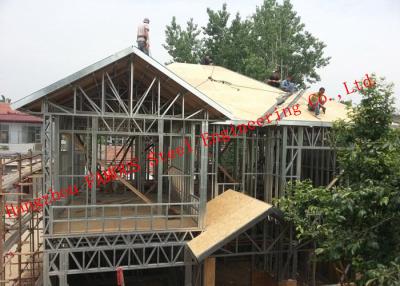 China Chalet constructivo Pre-dirigido acero ligero superficial galvanizado para la residencia en venta