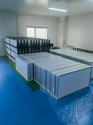 China Máquina de llenado de filtros de aceite y máquina de sellado de suministro directo de fábrica en venta