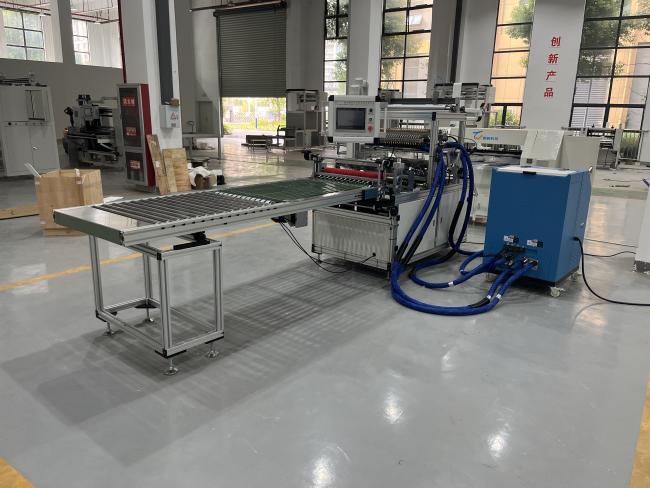 Gluing machine for air filters - front view