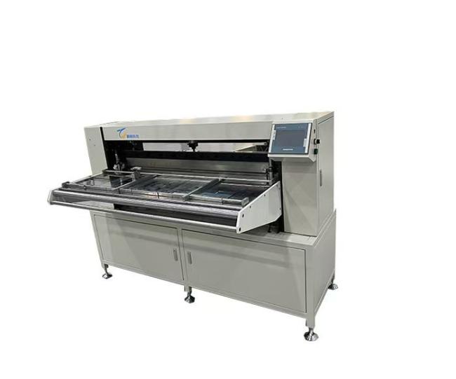Semi-automatic folding machine front view