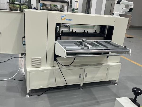 Quality Multi Form Adaptive Servo Pleating Equipment 350V - 400V Filter Paper Folding for sale