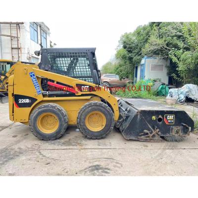 Cina Macchine di piccole dimensioni mini escavatore usato Skid Steer CAT 226 con cilindro idraulico originale in vendita