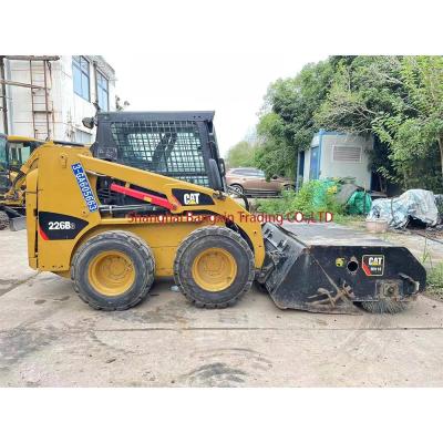 China Pequena máquina de direcção de deslizamento CAT 226 com grande potência e estabilidade hidráulica a um à venda
