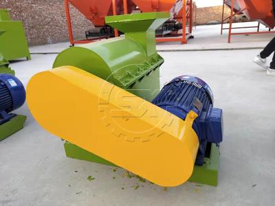 Chine Machine de concassage de matériaux pour engrais de compost en poudre puissante avec une puissance de 1000-8000 kg/h à vendre