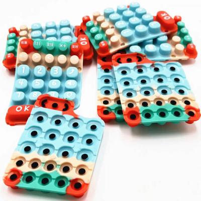 China Llave de goma de silicona flexible para aplicaciones industriales personalizadas en venta