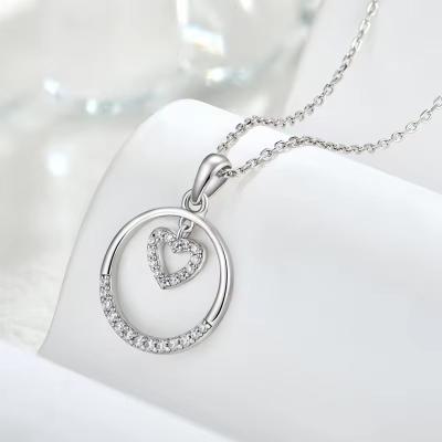 Cina YASVITTI Valentine Day Gift 925 Sterling Silver Necklace Round CZ Platinum Plated Heart Pendant Fashion Jewelry Necklace in vendita