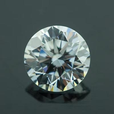 Cina 3A/5A Cubic Zirconia Loose Stones Brilliant Cut Round Shape White Color 6mm 8mm Gemstone in vendita