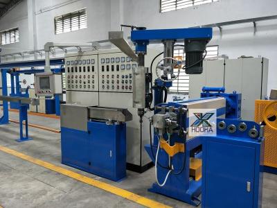China Fio do PVC e carregador & secador automatizados máquina da fabricação do cabo para o trabalhador 2 à venda