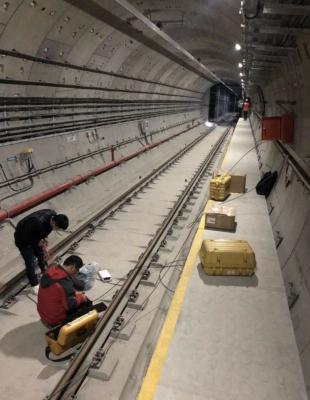 Cina Stazione totale robot reflectoless del nuovo modello TOPCON GT1001 per lo strumento di rilevamento topografico in vendita