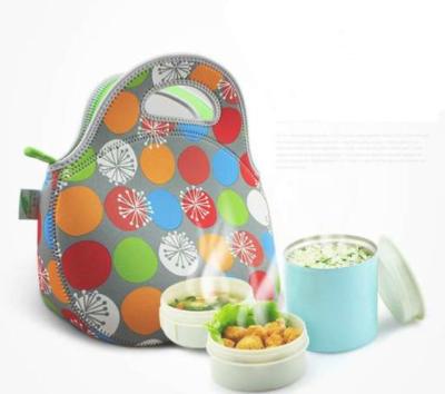Cina Totalizzatore isolato del pranzo del neoprene/scatola di pranzo più fresca, stampa del trasferimento di calore in vendita