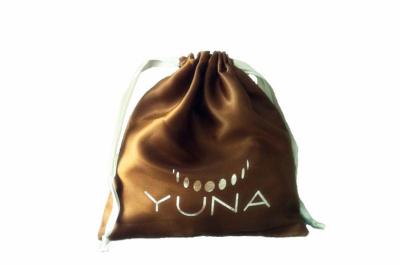中国 宝石類/化粧品のためにカスタマイズされる耐久のサテンのドローストリングの袋 販売のため
