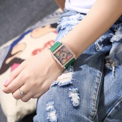 Cina Orologi unisex della batteria di quarzo, orologio luminoso 3Bar del quarzo impermeabilizzare in vendita