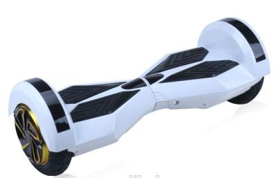 Cina Motorino elettrico dei veicoli di rotazione del bordo della deriva della gomma solida due di auto astuto a 8 pollici della ruota in vendita