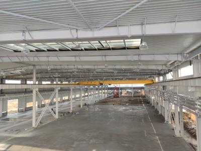 Chine La construction de structure métallique de revêtement a pré machiné la structure métallique portaile de cadre de Riged à vendre