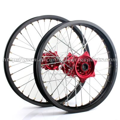 Cina Insieme di ruota di alluminio del motociclo dell'OEM con i raggi dell'acciaio inossidabile dei hub in vendita