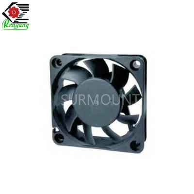 China Vento macio sem escova axial do ventilador de refrigeração da C.C. de 4500RPM 60x60x15mm para o computador à venda