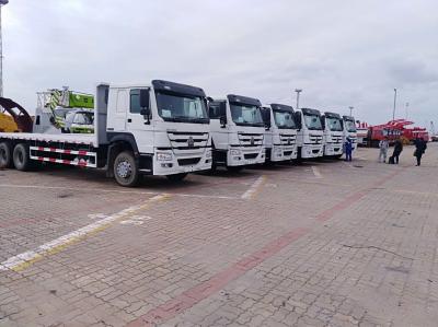 중국 31 톤 적재 능력을 가진 Sinotruk Iveco Hongyan 8x4 화물 덤프 트럭 판매용