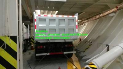 Chine 371hp 10 camion à benne basculante résistant des roues 6x4 avec la commande de main gauche à vendre
