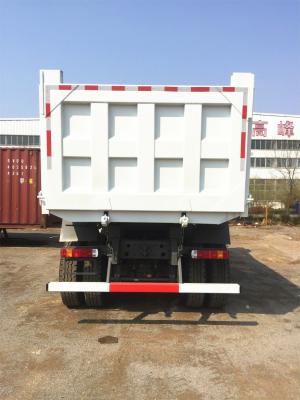 Chine Camions- résistants arrière lourds de camion à benne basculante de SINOTRUK HOWO ZZ3257N3647B à vendre