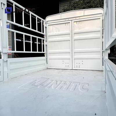 Κίνα Ελαφρύ φορτηγό μεταφορέων φορτίου πασσάλων Sinotruk HOWO 4x2 προς πώληση